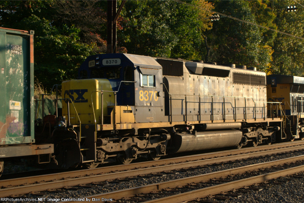 CSX SD40-2 8370 trails on Q703-25